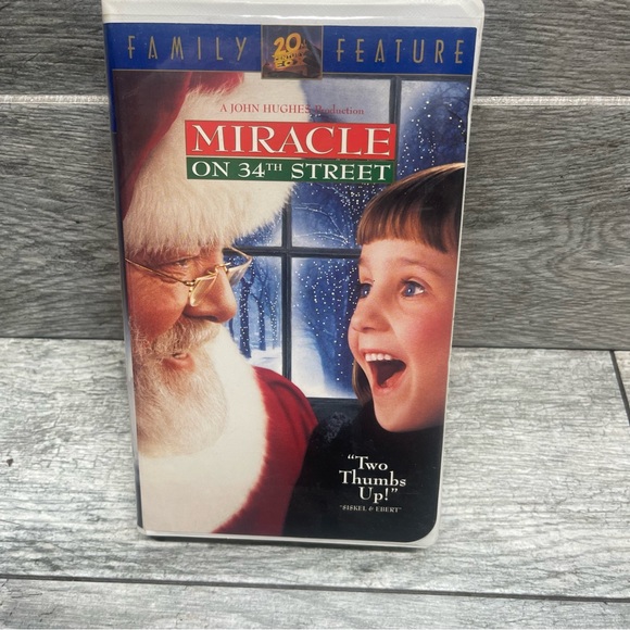 20th Centuary Fox | Media | Miracle On 34th Street Vhs Video | Poshmark